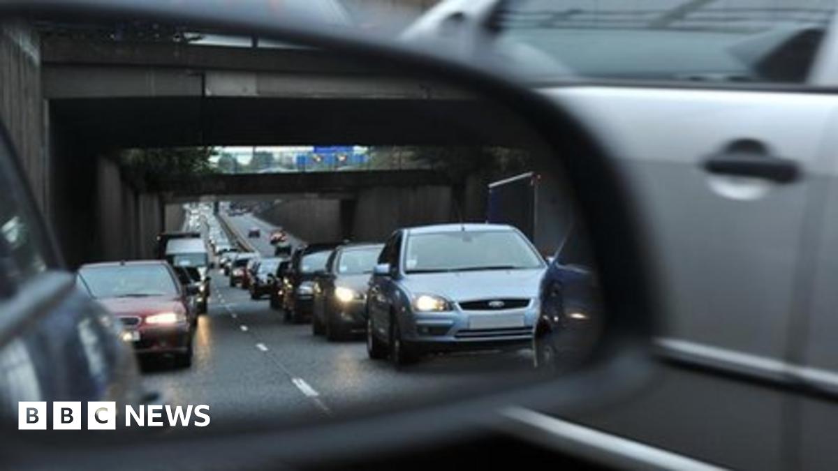 Hire car fraud costs insurers and motorists millions - BBC News