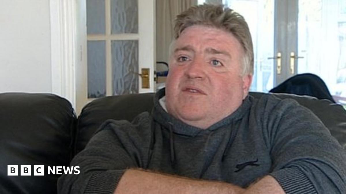 Ban on father seeing daughter alone is lifted - BBC News