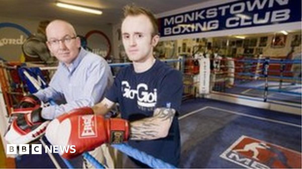 Monkstown boxing club gets lottery grant - BBC News