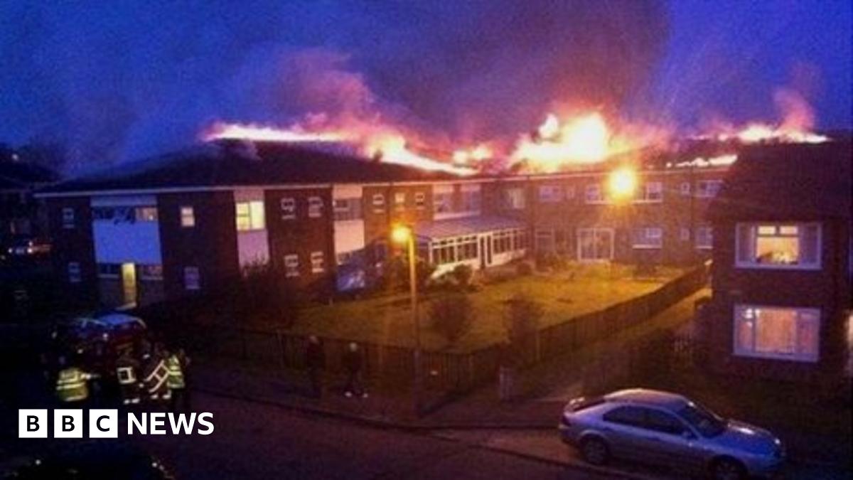 Crews tackle Bushey care home fire - BBC News