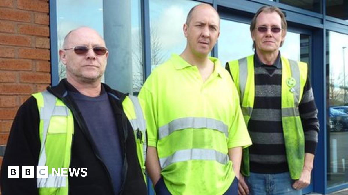 Remploy staff say Stoke factory can be financially viable - BBC News