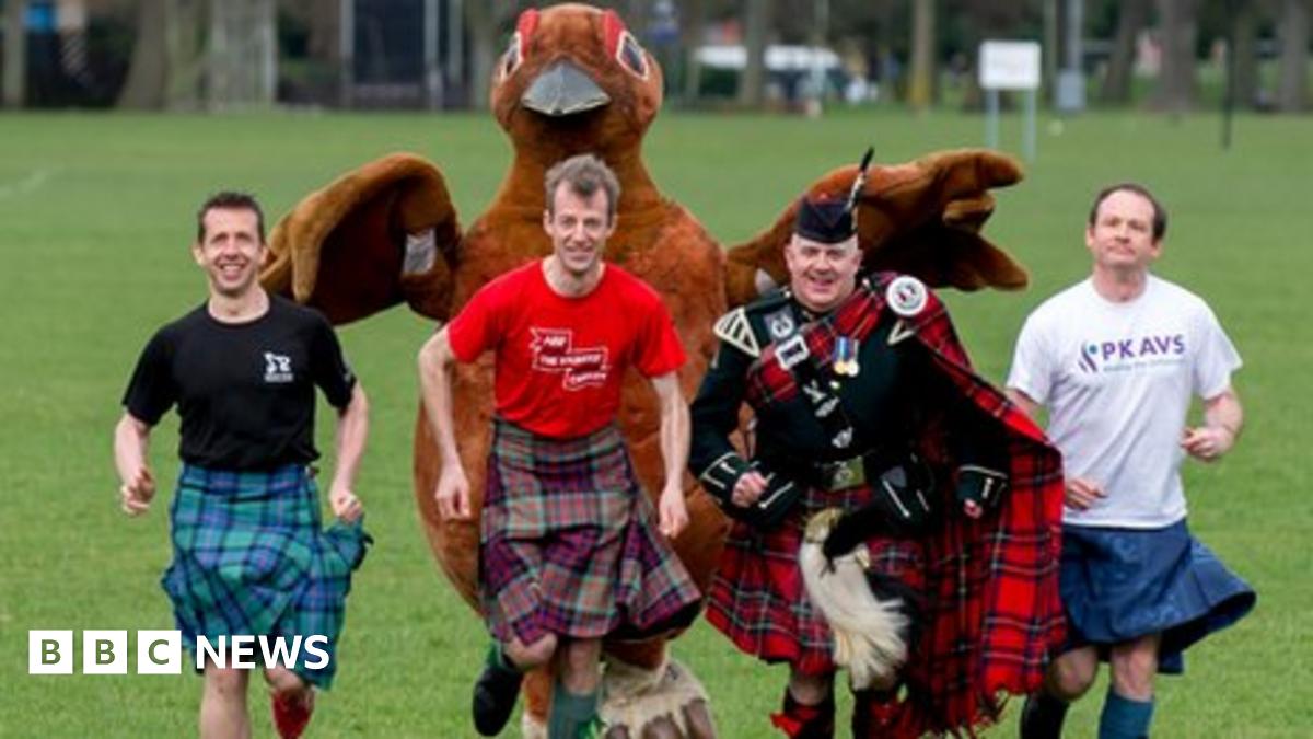 Record breaking kilt run plan for Perth Jubilee celebrations - BBC News