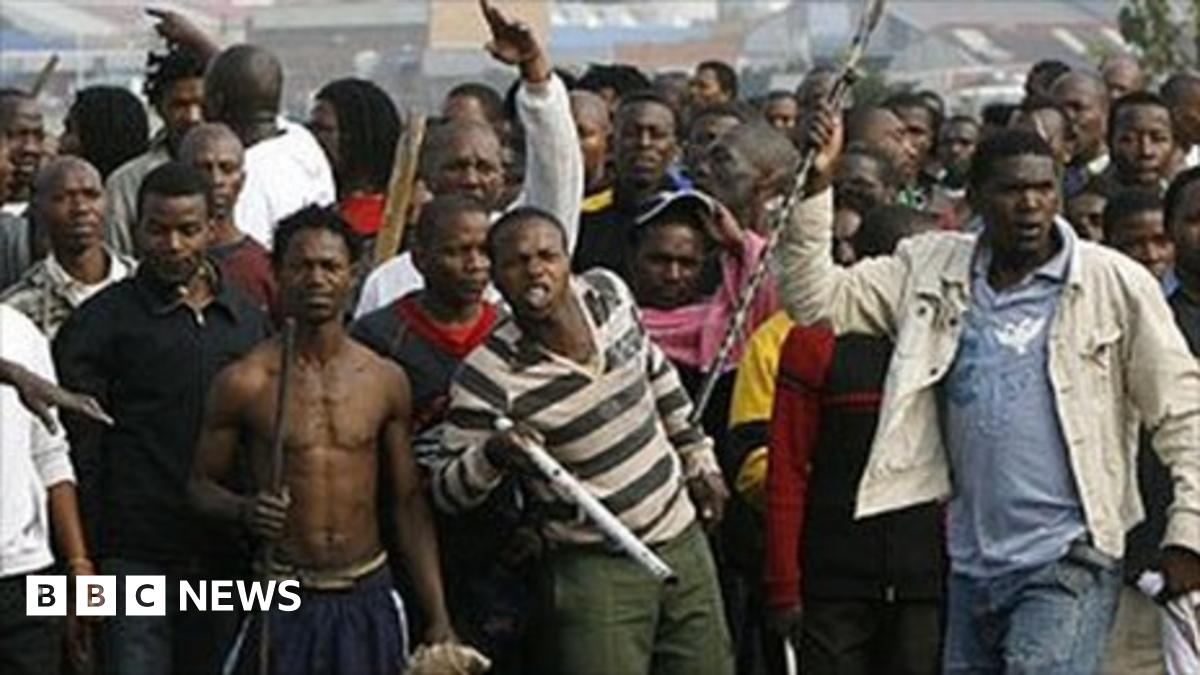 African viewpoint: Yellow fever and family demands - BBC News