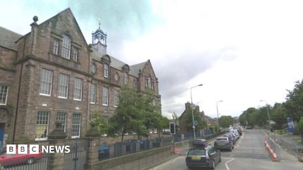 Flora Stevenson Primary school evacuated after asbestos exposed - BBC News