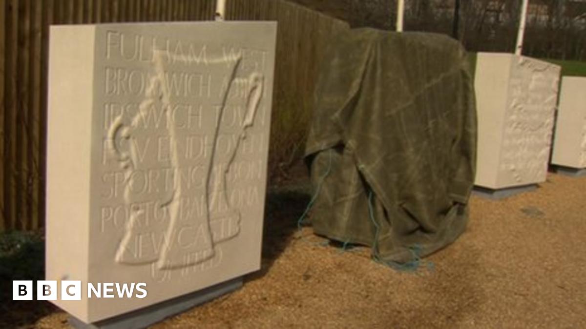 Sir Bobby Robson memorial stone graffiti attack - BBC News