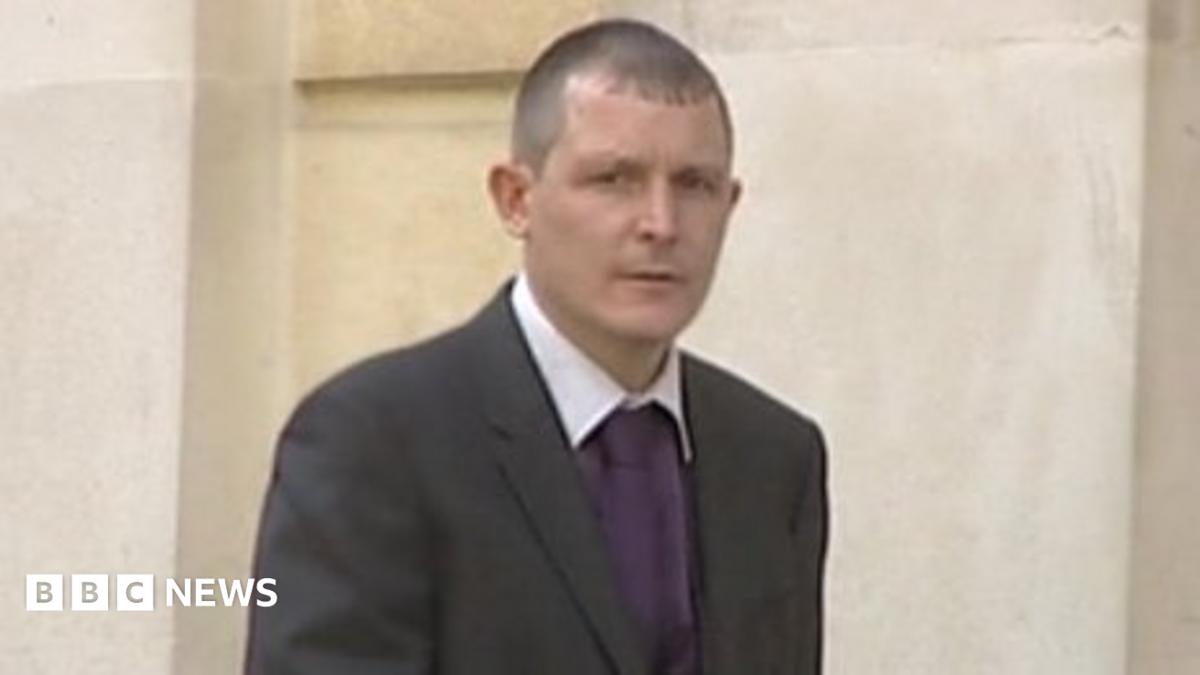 Bristol 'neighbour from hell' Jason Hynam sentenced - BBC News