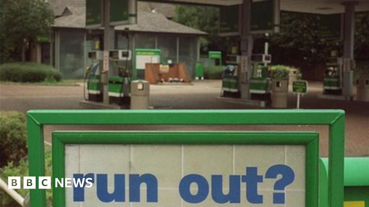 Budget 2012: Warning over more fuel protests - BBC News