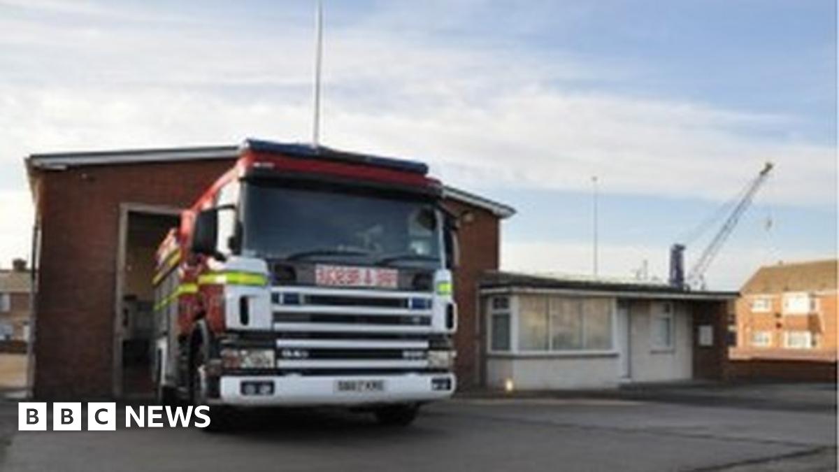 Hartlepool gets new state-of-the-art fire station - BBC News