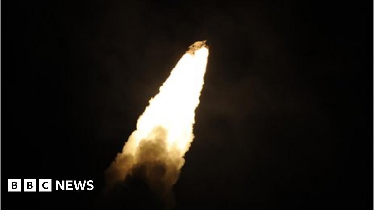 Europe's ATV space freighter launches - BBC News