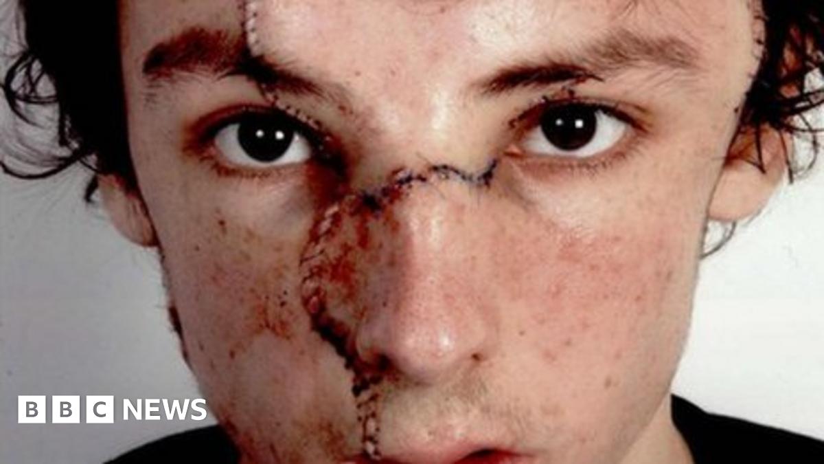 Plymouth face knife attacker, Daniel Reader, is detained - BBC News