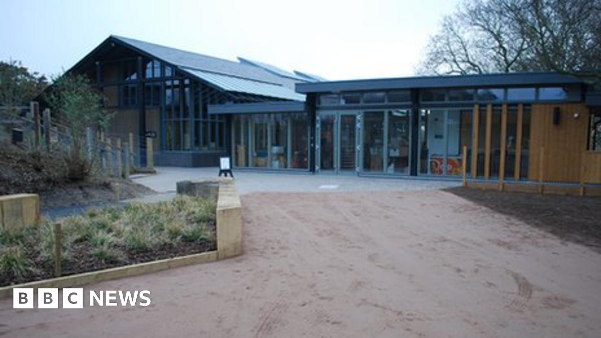 RSPB Minsmere reserve reopens visitor centre - BBC News