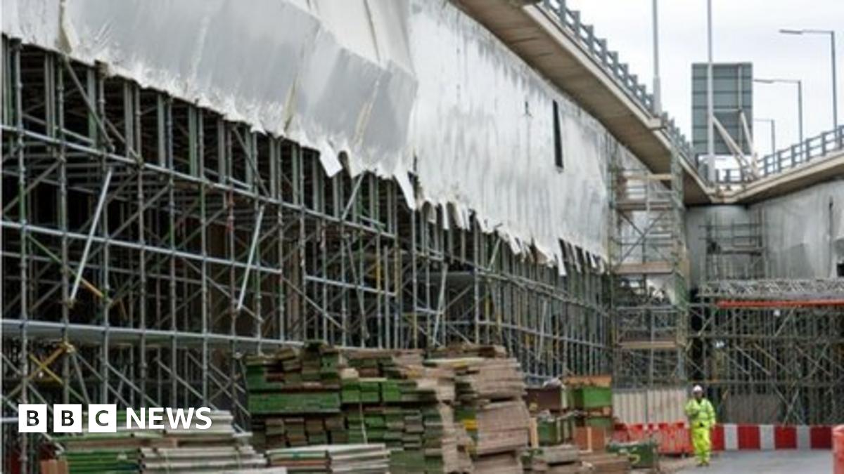 Bidston Moss Viaduct repair project completed - BBC News