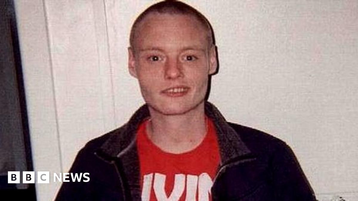 Steven Rourke wheelie bin murder: James Anthony Jepson jailed - BBC News