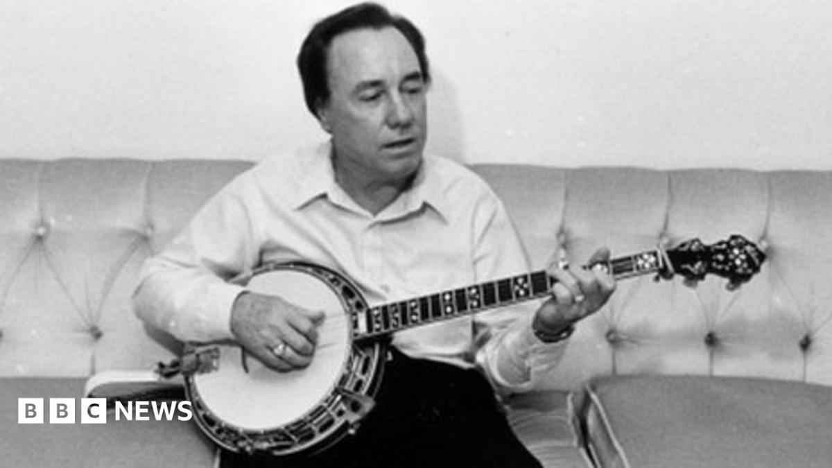 Banjo musician Earl Scruggs remembered in Nashville - BBC News