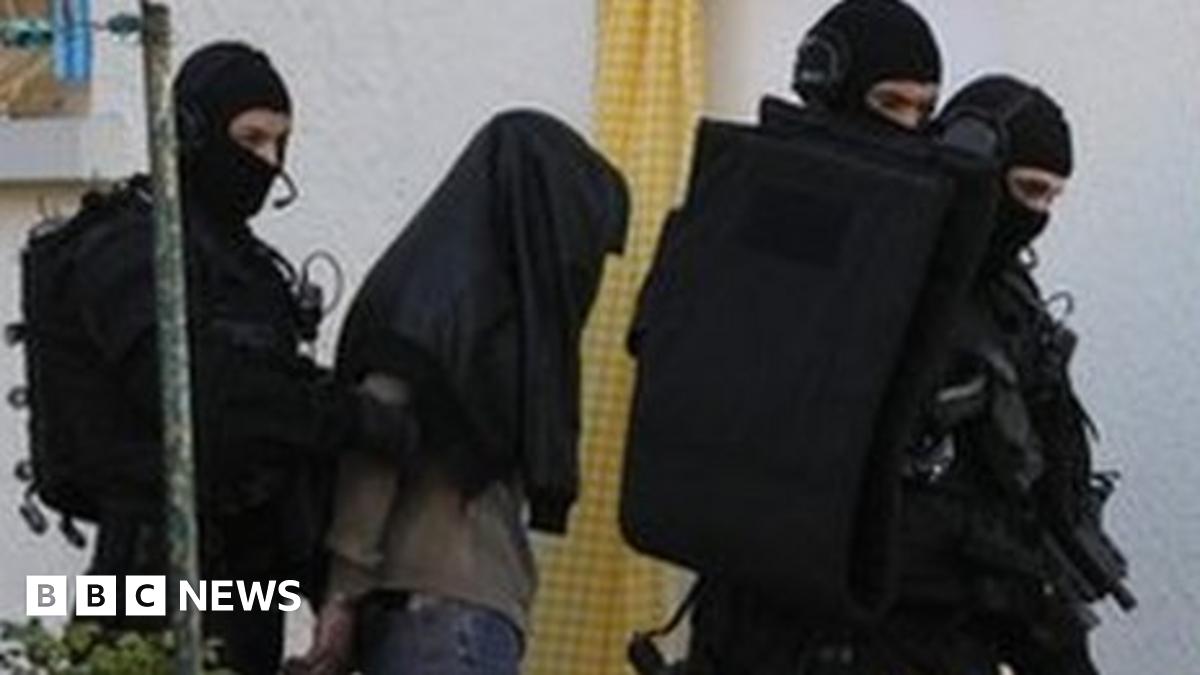 French terror charges for 13 suspected militants - BBC News