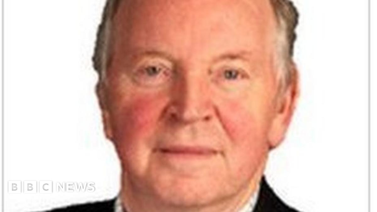 Bill Walker MSP expelled from SNP over abuse claims - BBC News