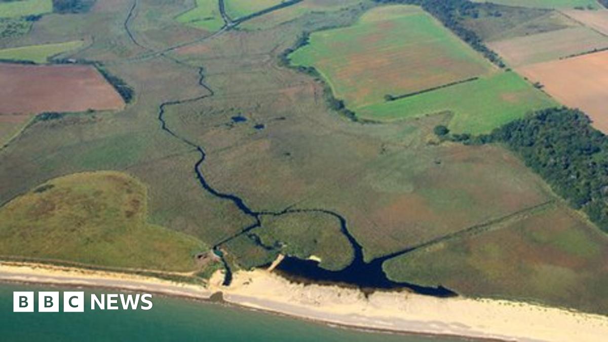 Easton Broad flood protection scheme starting this month - BBC News
