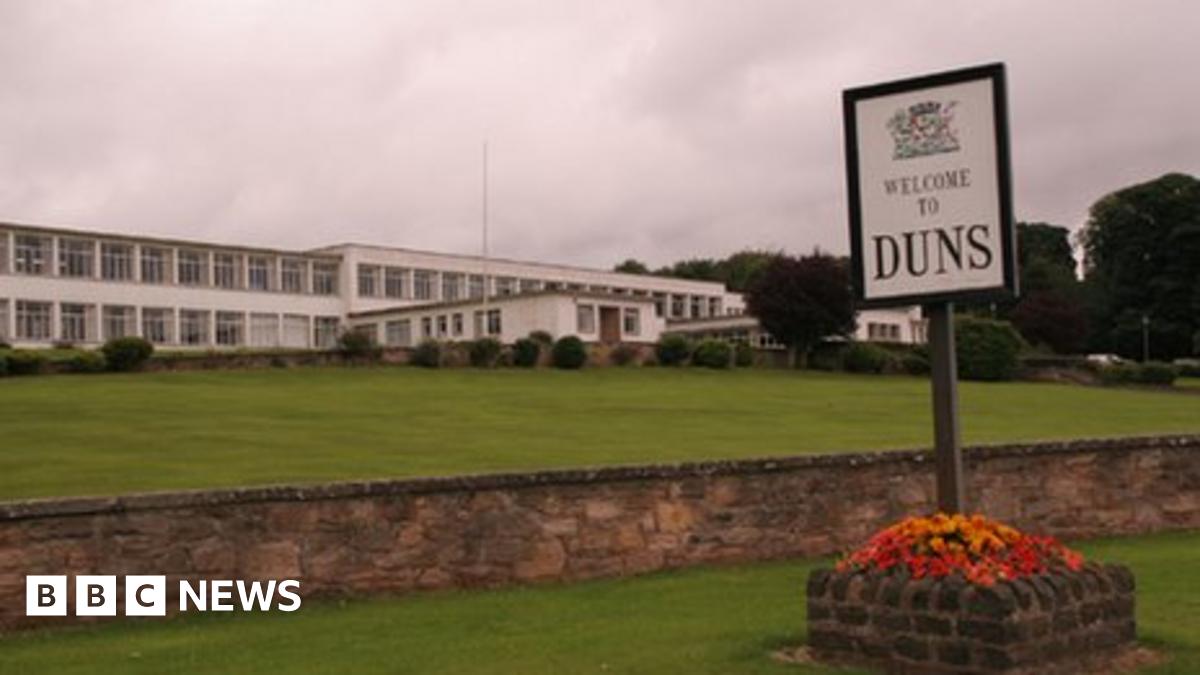Duns Primary site switch discussed - BBC News