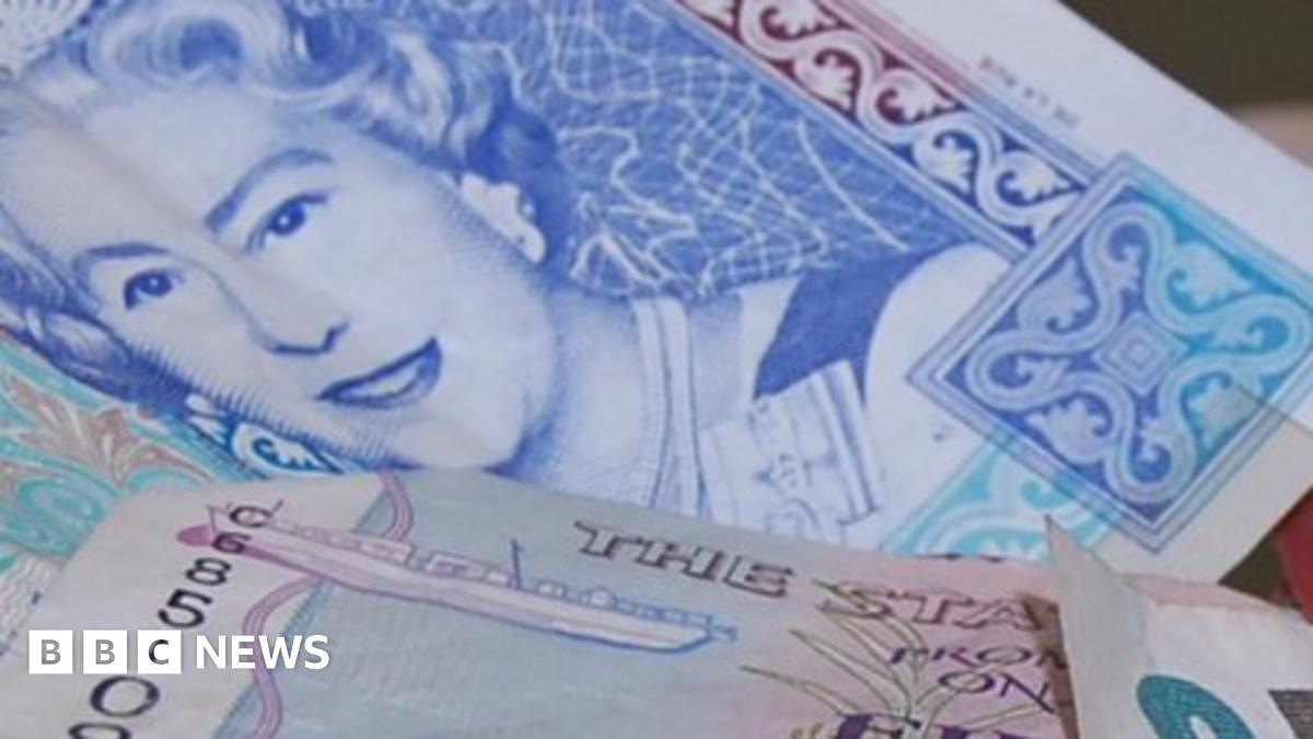 Guernsey QROPS industry falls foul of HMRC rule changes - BBC News