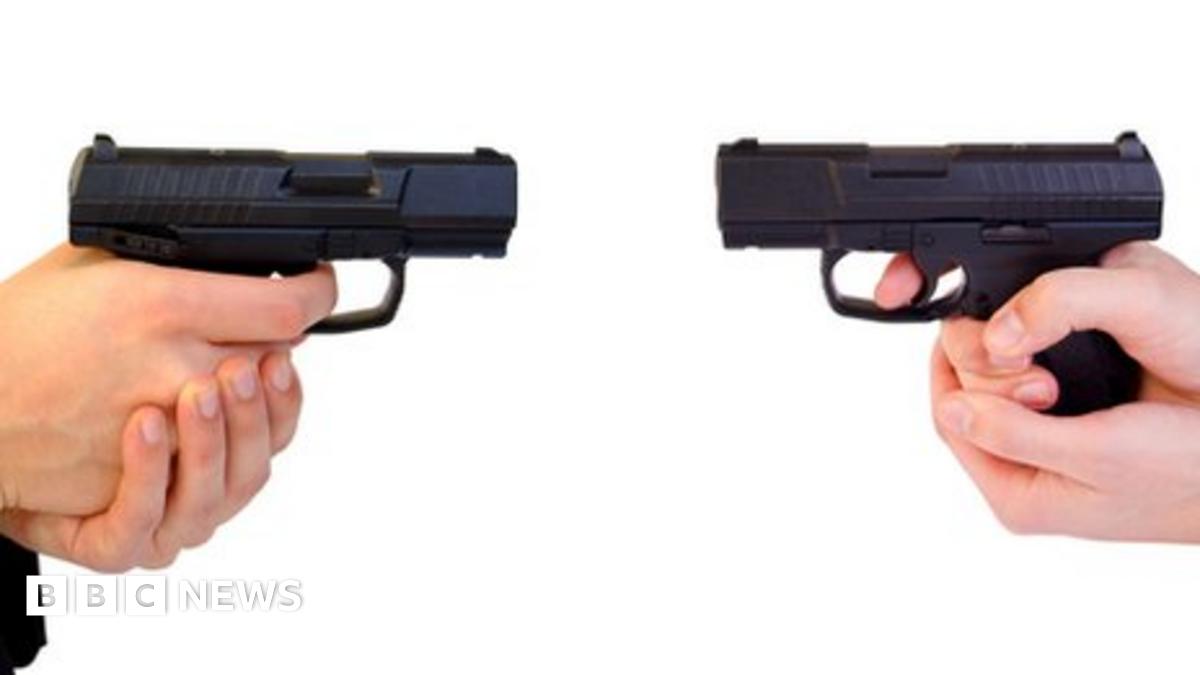 Four 'stand your ground' cases in the US - BBC News