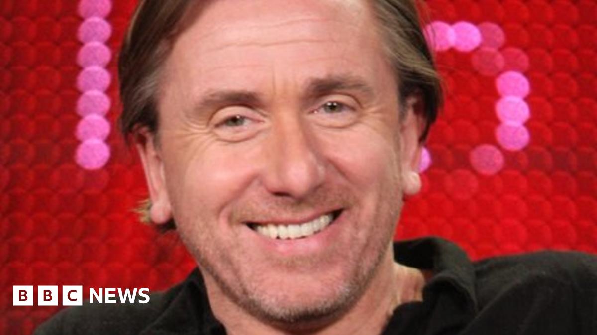 Tim Roth to lead Cannes Un Certain Regard jury - BBC News