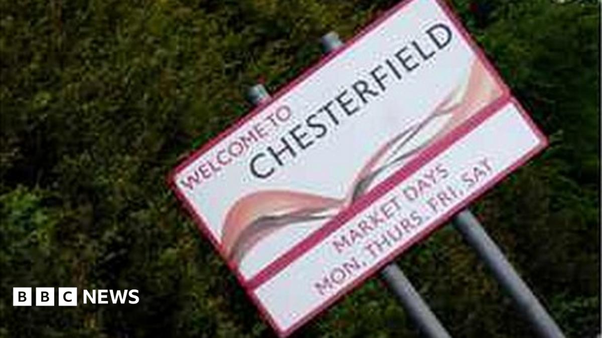 Chesterfield welcome signs promote local events - BBC News