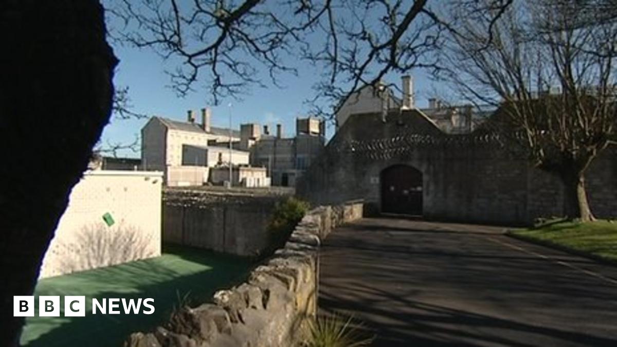 HMP Portland to become 'resettlement prison' - BBC News