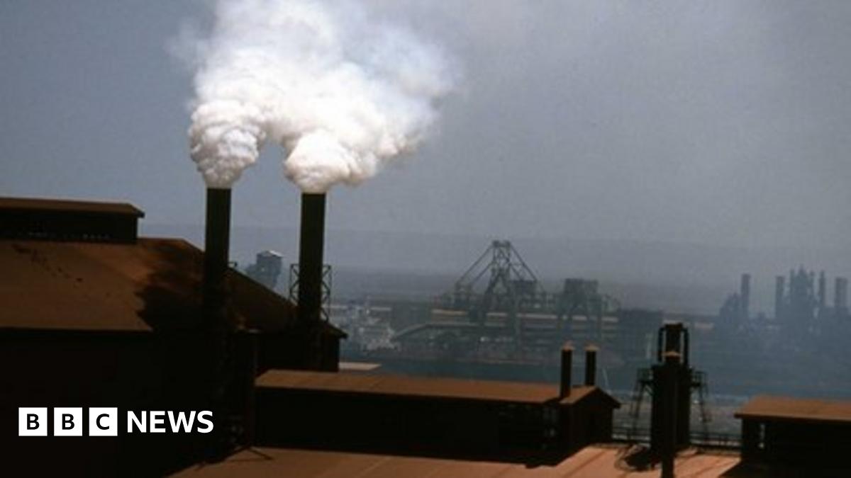 MPs warn UK pollution outsourcing - BBC News