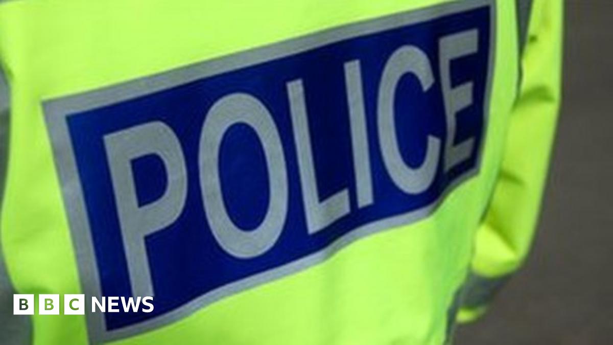 Man set fire to himself on busy Redditch roundabout - BBC News