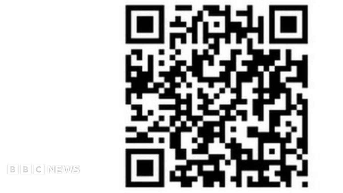QR code link to West Midlands Police suspects' gallery - BBC News