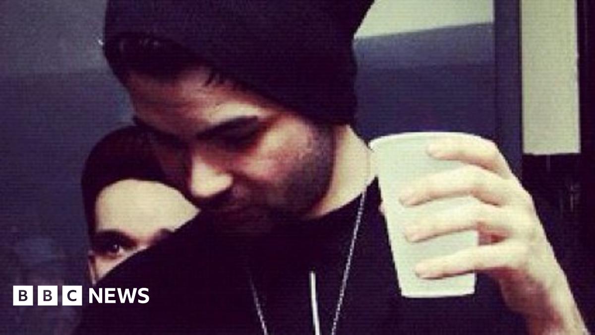 IsAnyoneUp's Hunter Moore: 'The net's most hated man' - BBC News