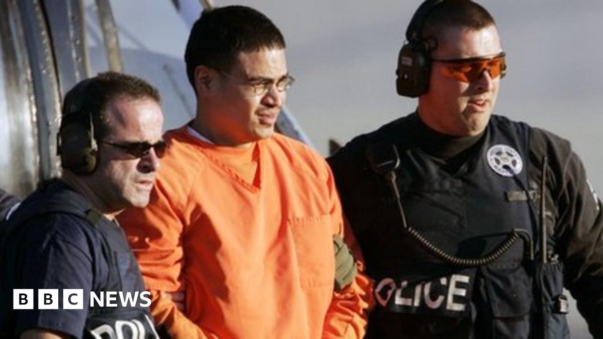 Jose Padilla takes 'torture' lawsuit to Supreme Court - BBC News