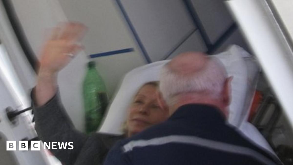 Ukraine denies Tymoshenko beaten up in prison - BBC News