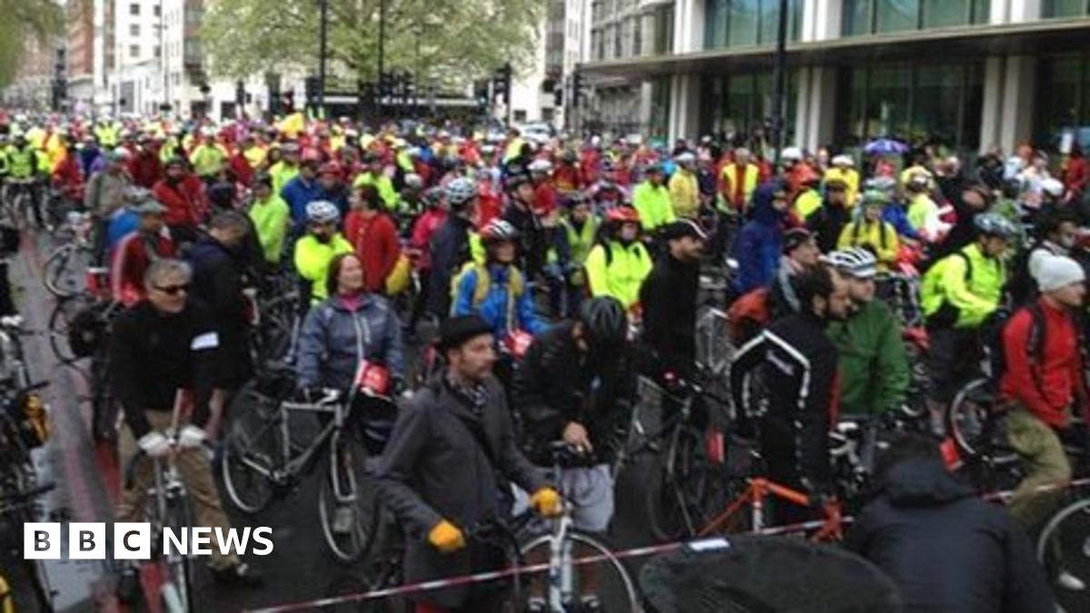 London bike rally bids to make cycle safety an election issue - BBC News