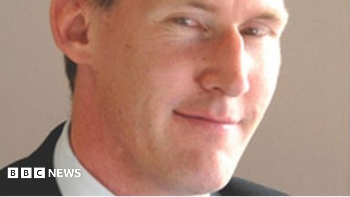 Somerset Conservative county councillors choose new leader - BBC News