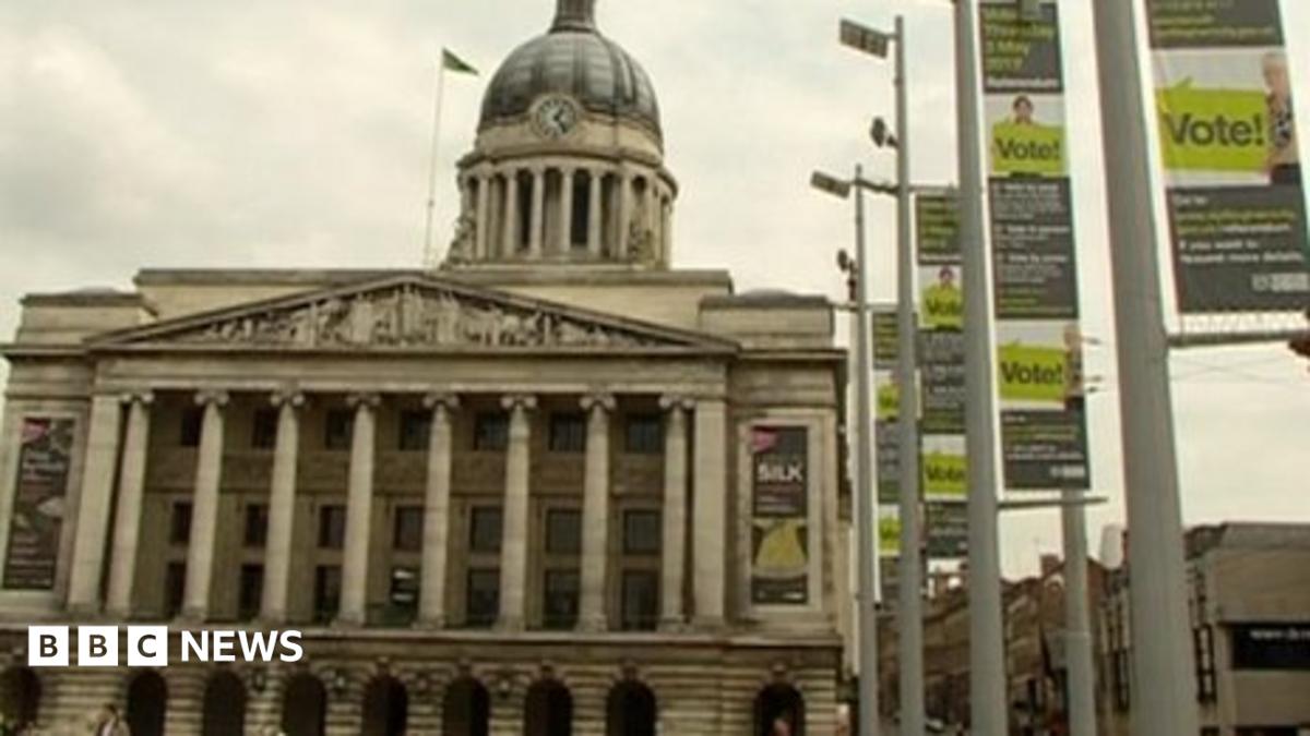 Nottingham votes no to elected mayor - BBC News