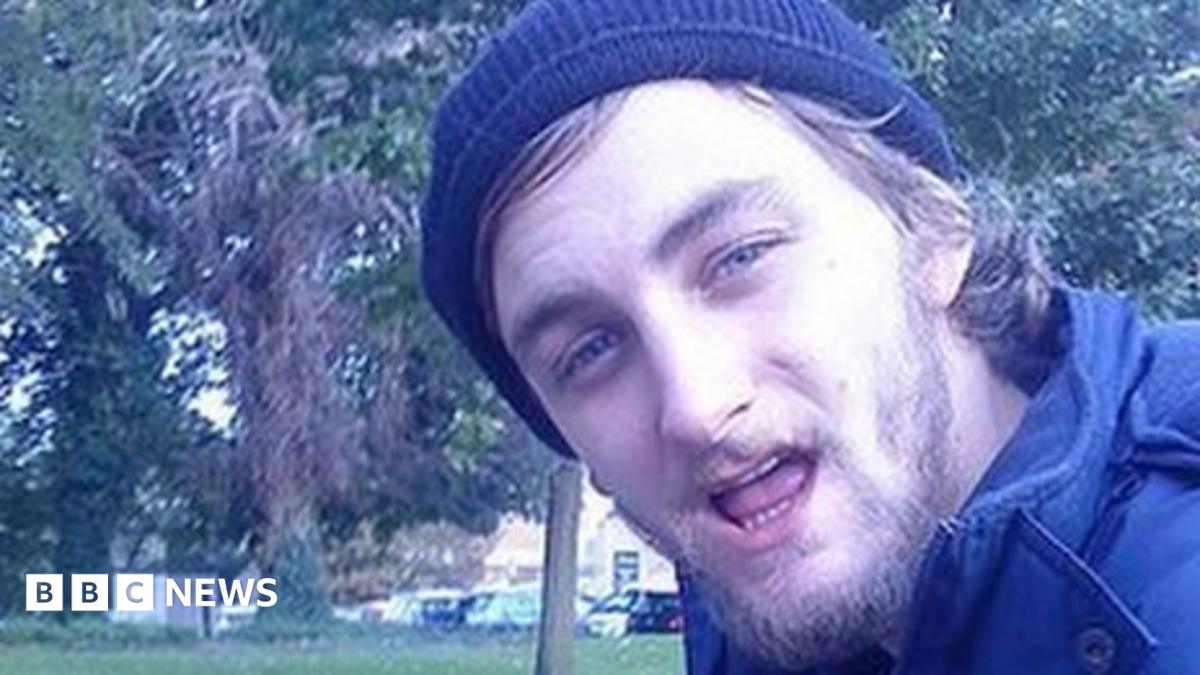 Skateboard honour for Derby man Ashley Finlay - BBC News