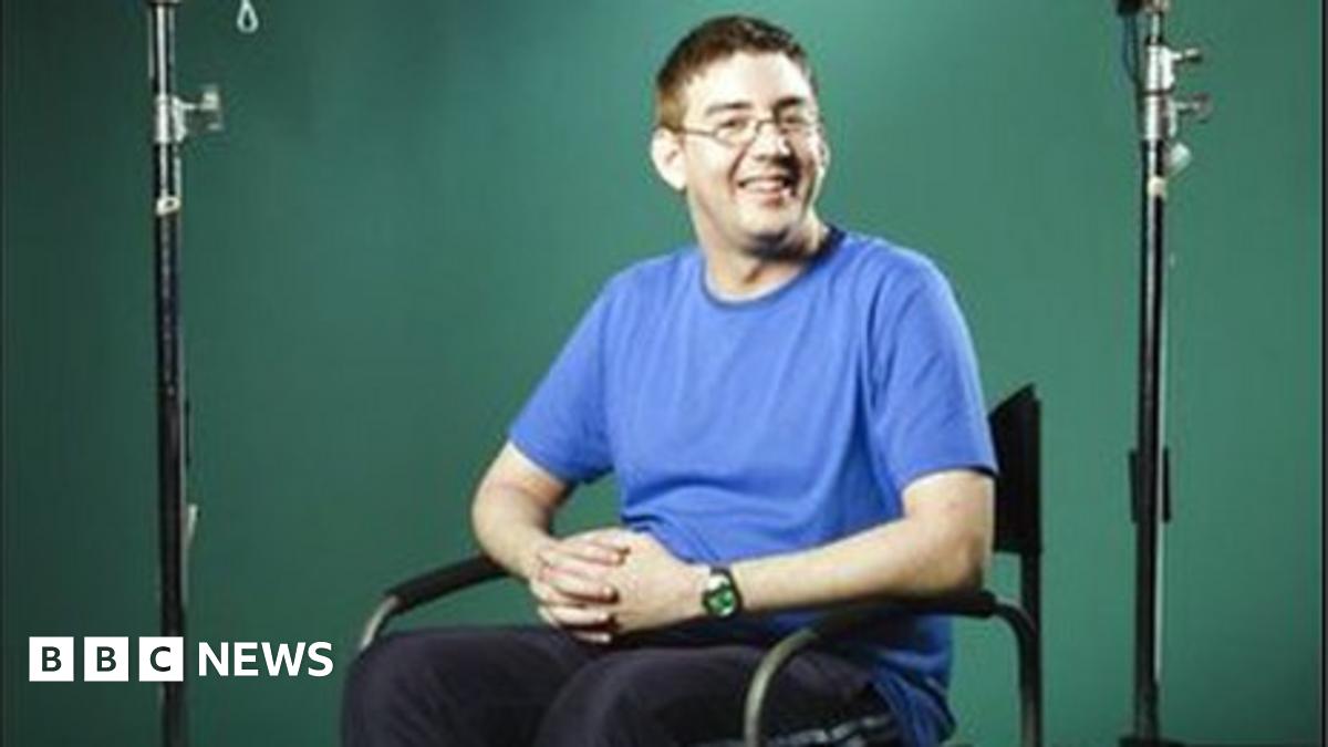 Nursery worker Alexander Mortimer jailed for sex crimes - BBC News