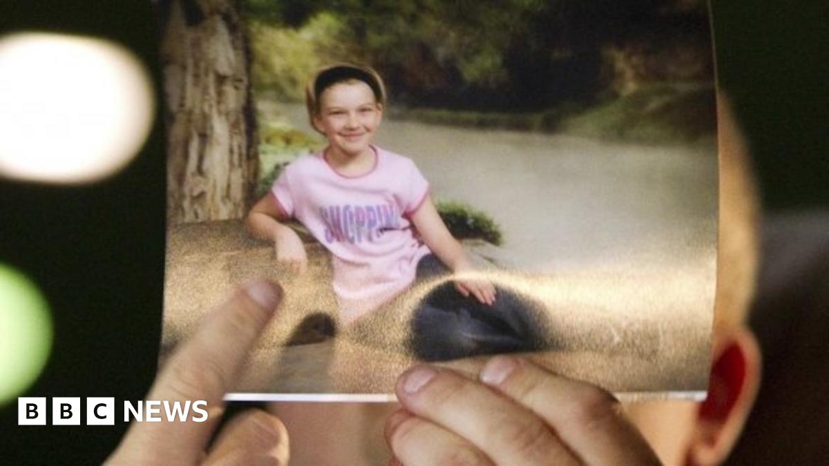 Canada child-killer Michael Rafferty jailed for life - BBC News