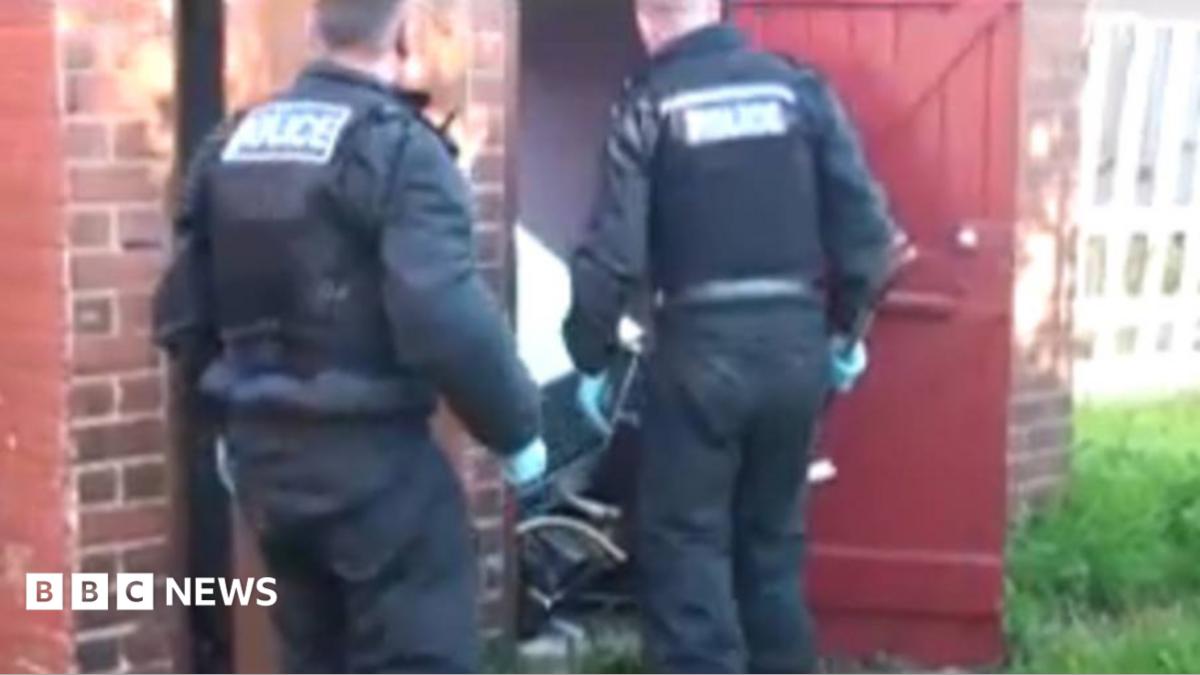Nine arrested in Spennymoor and Ferryhill drugs raids - BBC News
