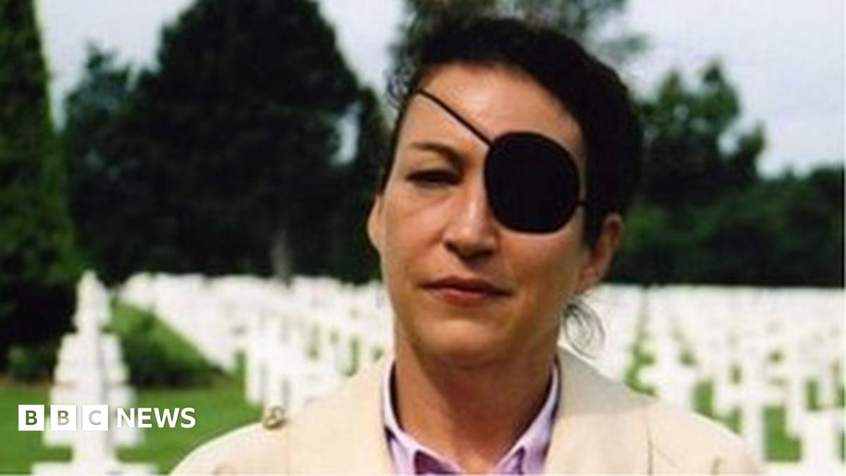 Marie Colvin: A life 'defined by humanity' - BBC News