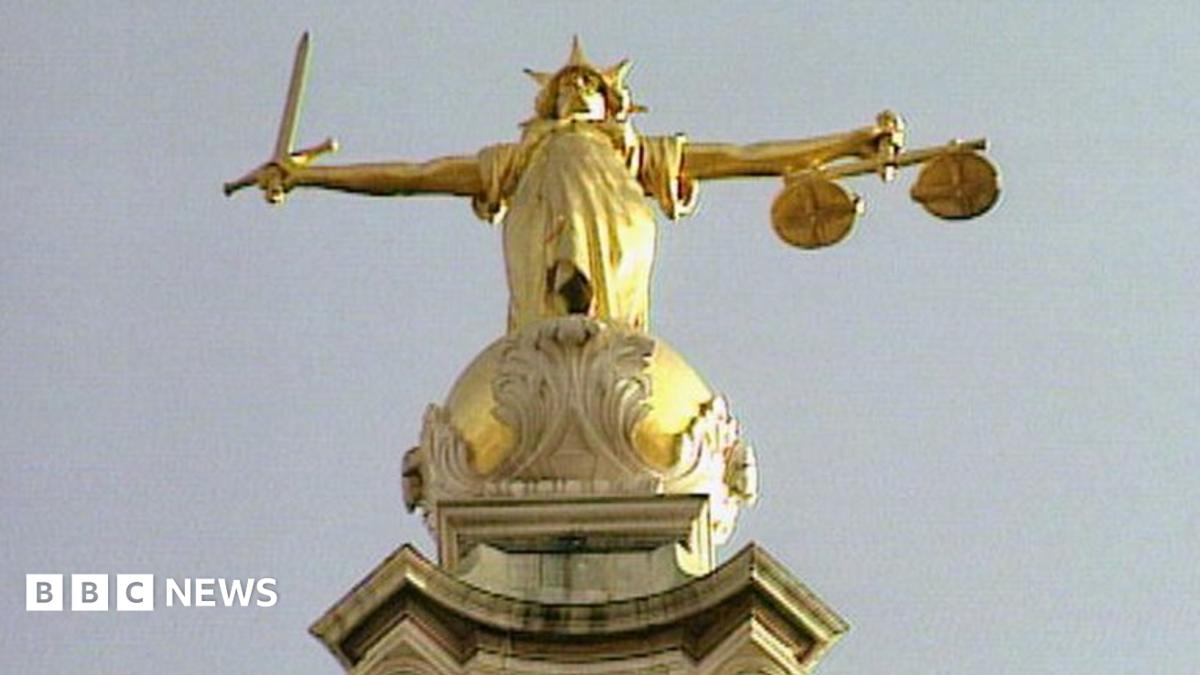 Daniel Spires: Three jailed for hammer murder - BBC News