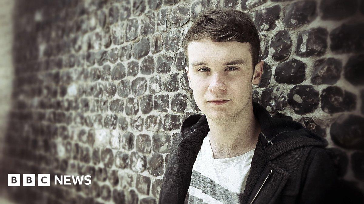 Sam Kelly: Britain's Got Talent finalist to 'pay back' fans - BBC News