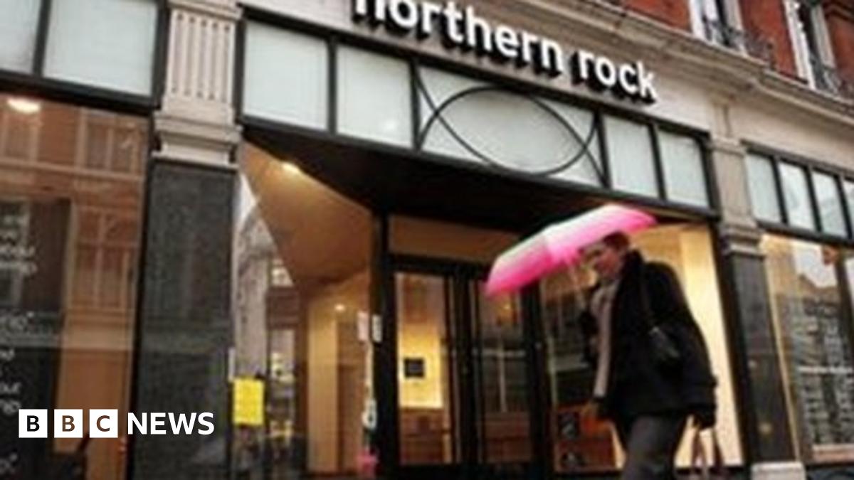 Northern Rock run could have been avoided, says FSA chief - BBC News
