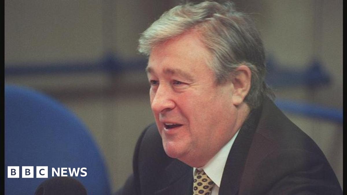 Coventry MP Geoffrey Robinson says city is 'desolate' - BBC News