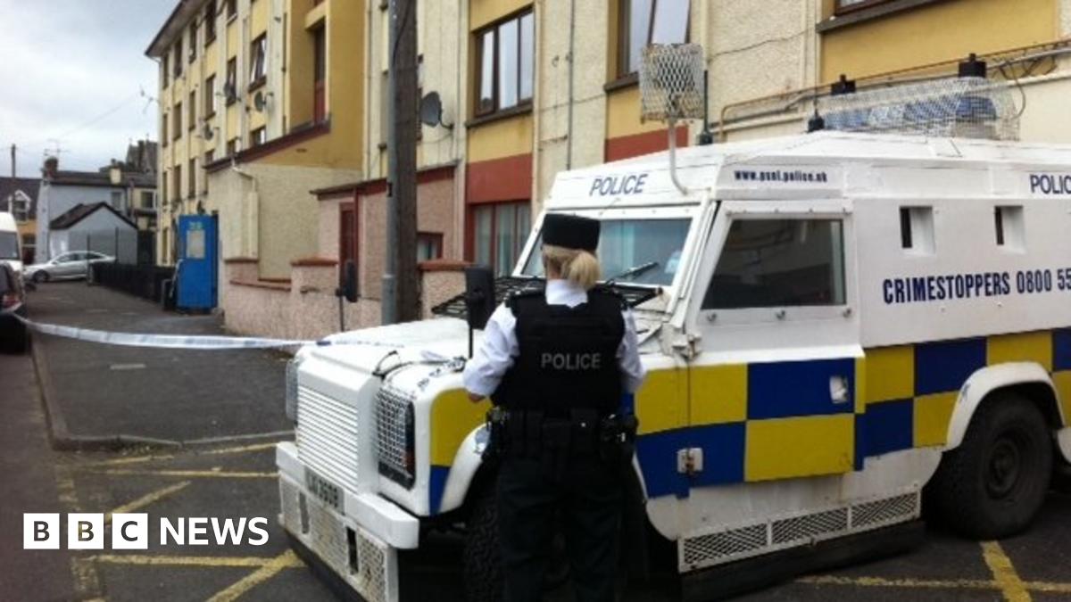Derry man Anthony Friel admits pipe bomb charges - BBC News