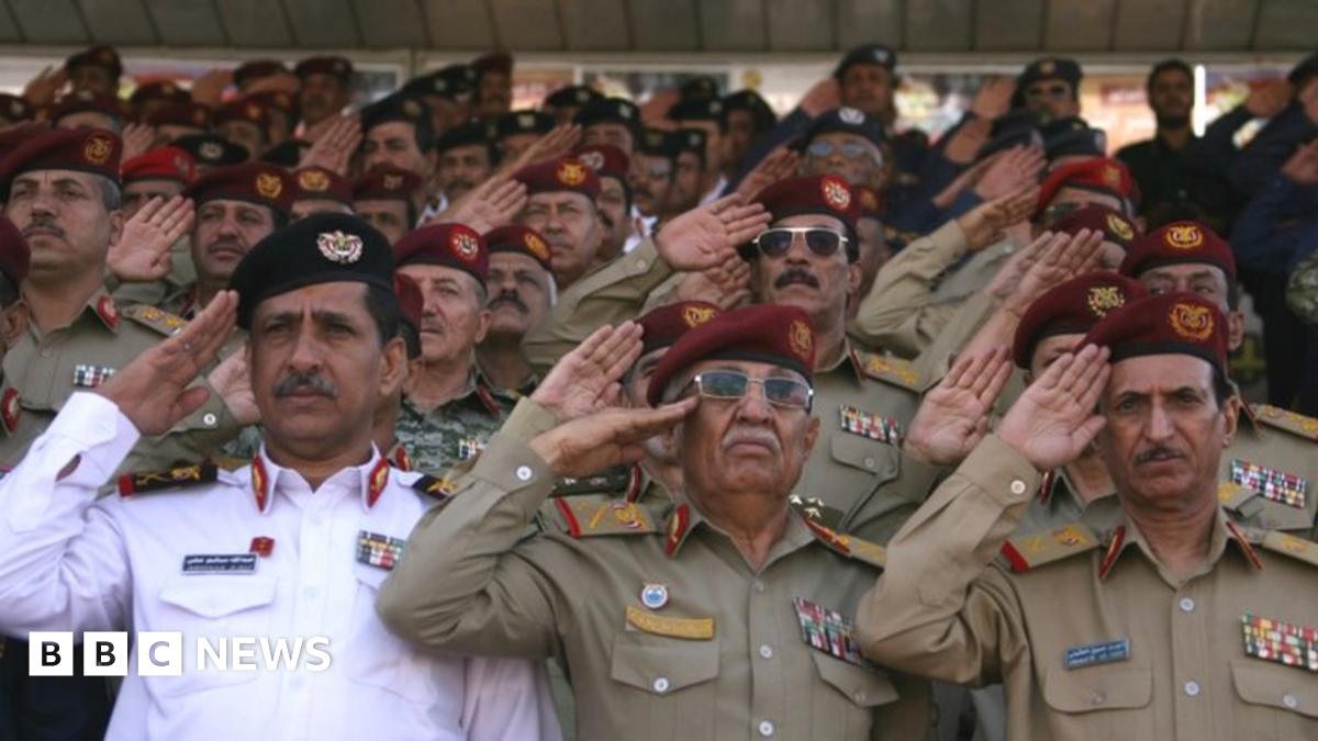 Yemen holds sombre national day after deadly bombing - BBC News