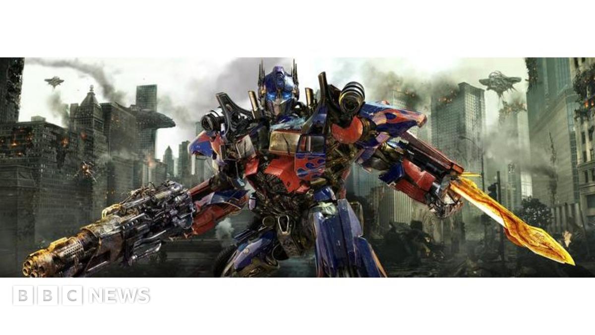 Injured Transformers 3 actress in £11.7m settlement - BBC News