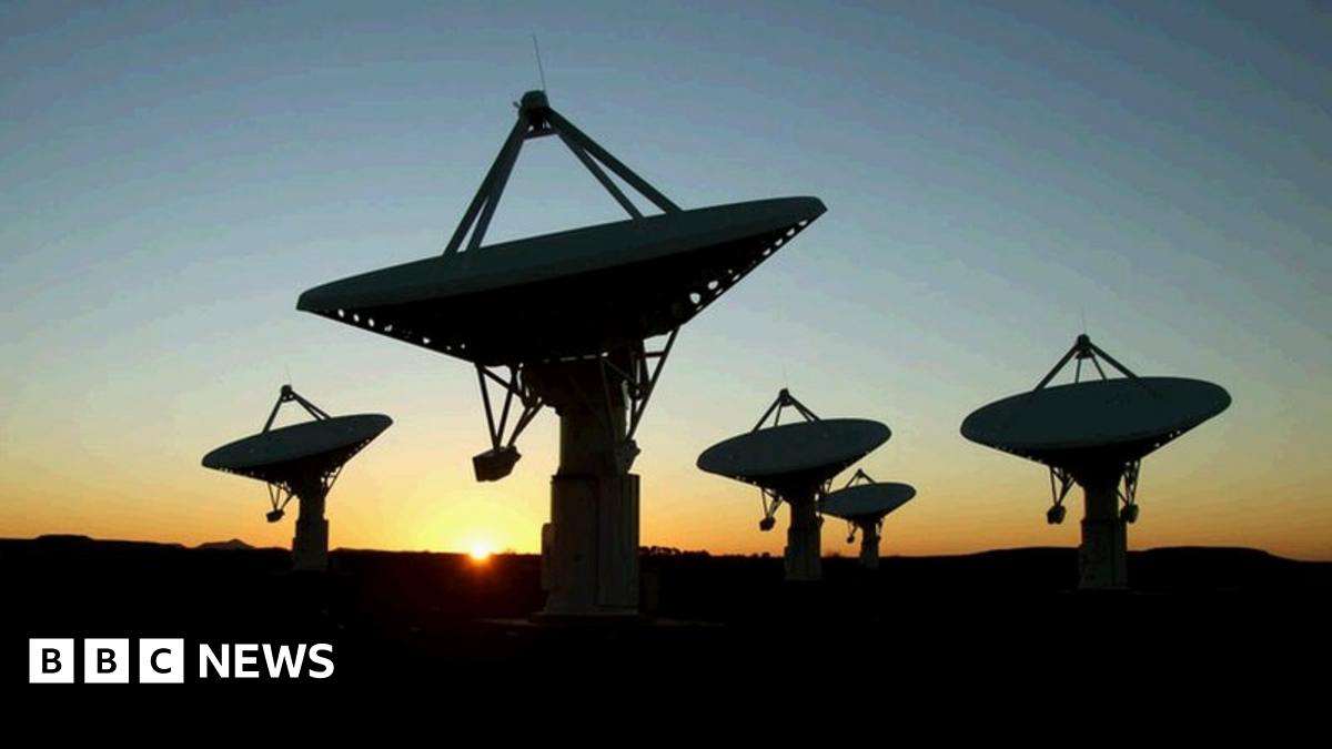 Africa and Australasia to share Square Kilometre Array - BBC News