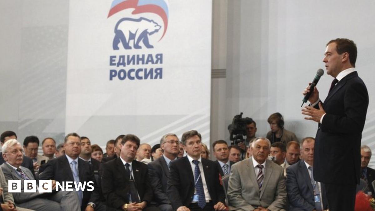 Russia PM Medvedev elected United Russia leader - BBC News
